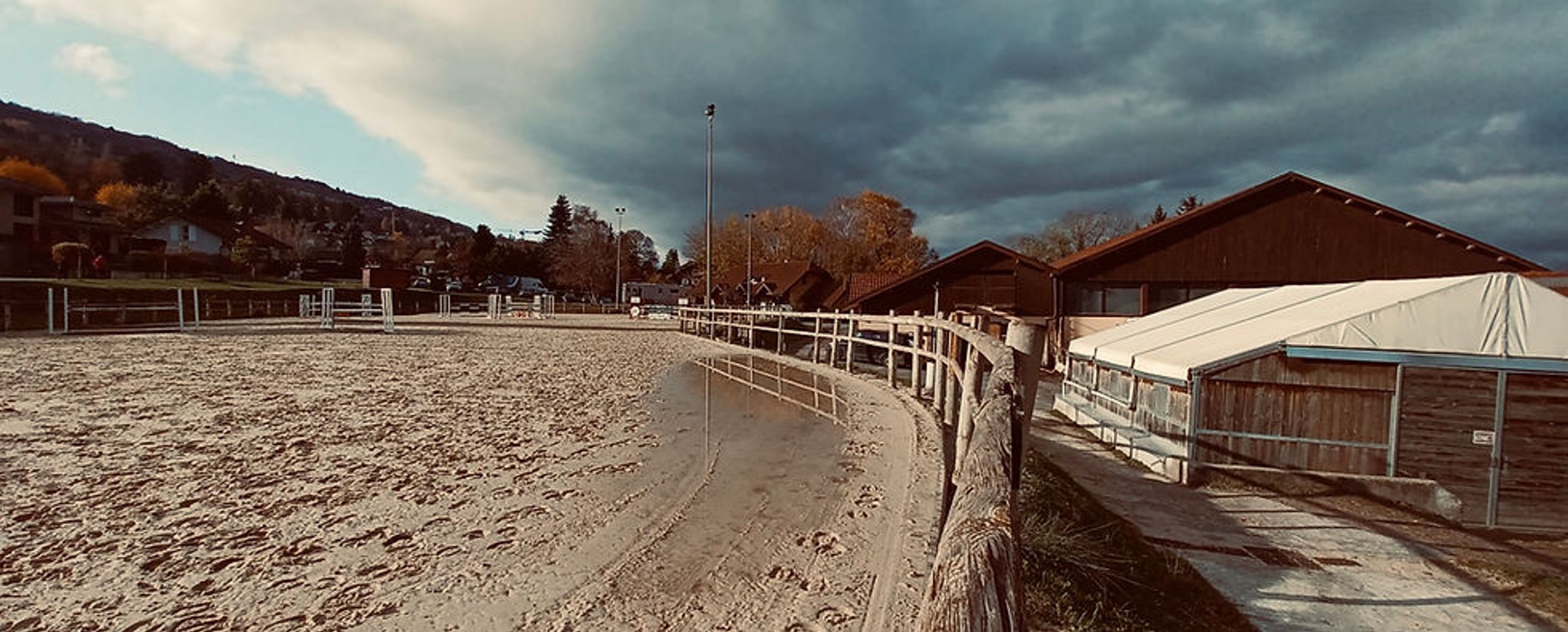 MANEGE EQUI LIBRE EVIAN - PlaySport